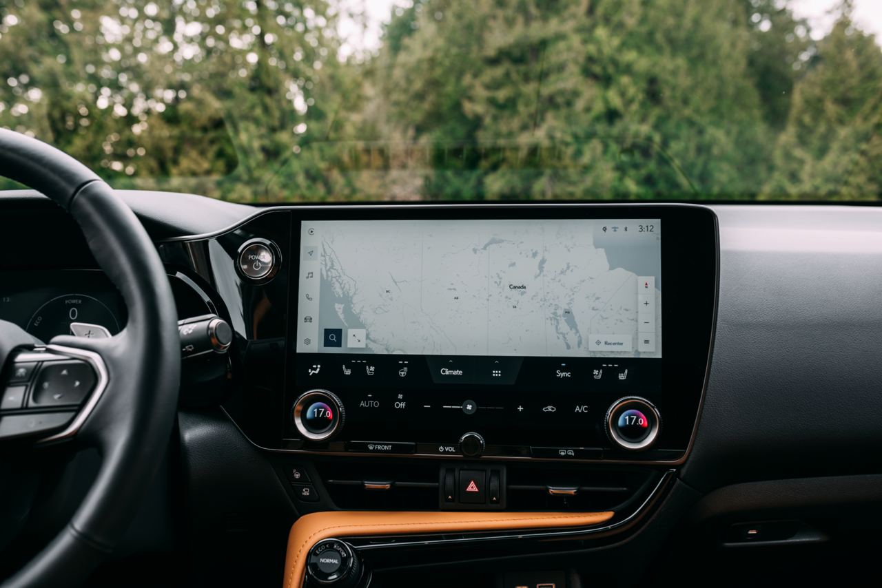 LEXUS SAFETY CONNECT AND SERVICE CONNECT 10-YEAR TRIAL