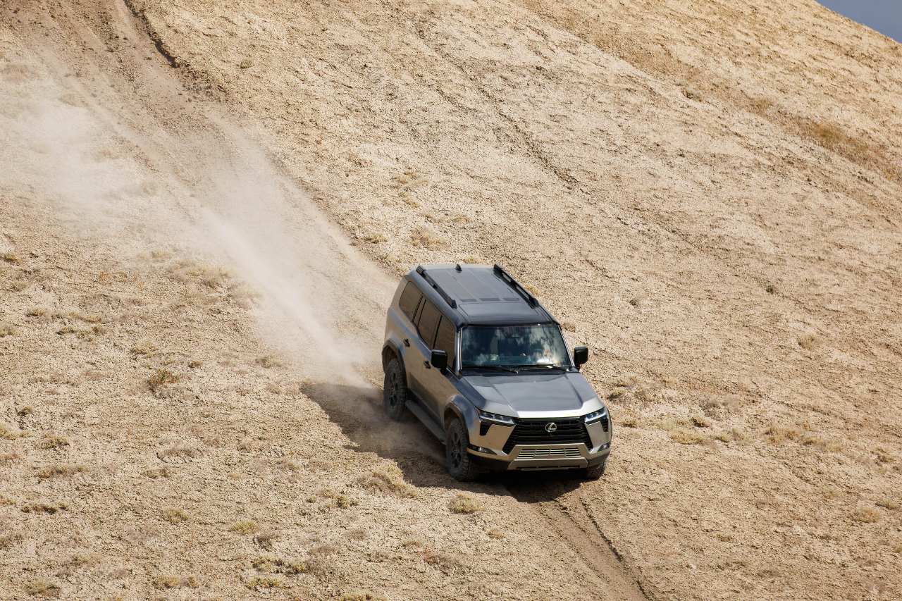 How To Choose Between Lexus TX and Lexus GX - Lexus South Pointe