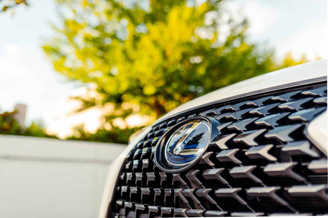 How Do Lexus Self-Charging Hybrid Vehicles Work?