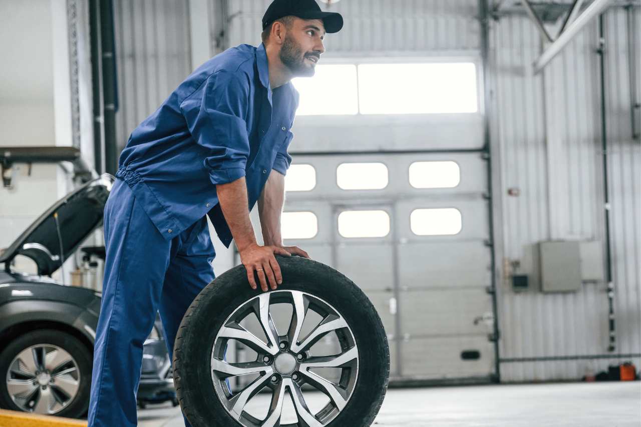 Lexus Tire Rotation & Balance Guide - Lexus South Pointe