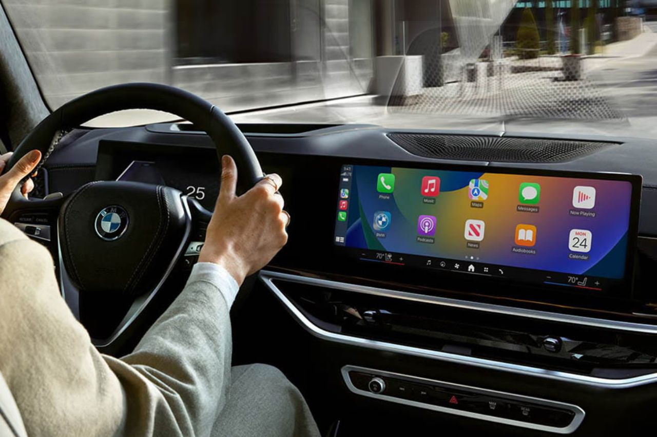 Lexus RX vs BMW X5 (2025) - Lexus South Pointe