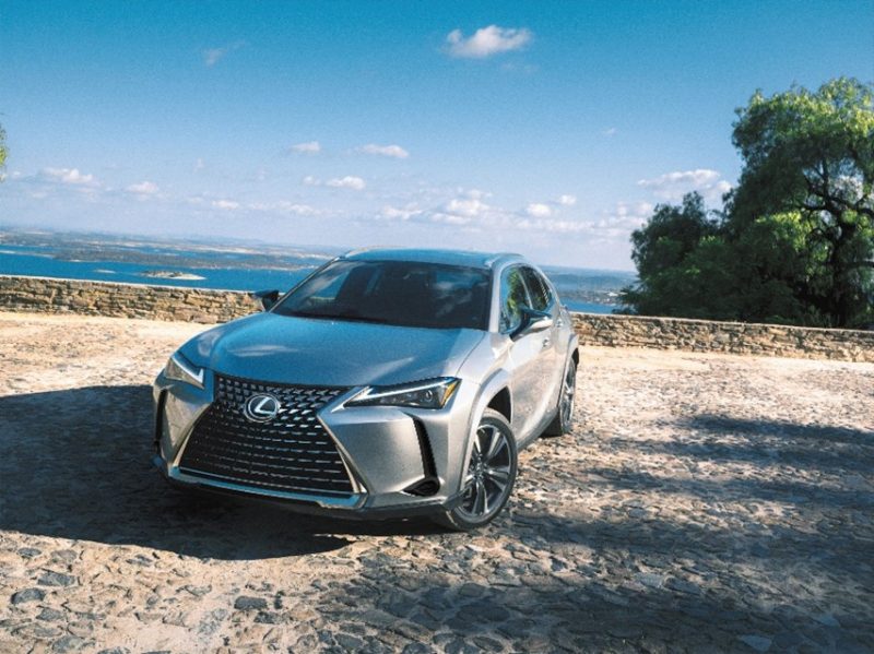 Lexus UX 300h vs Mercedes GLA (2025) - Lexus South Pointe
