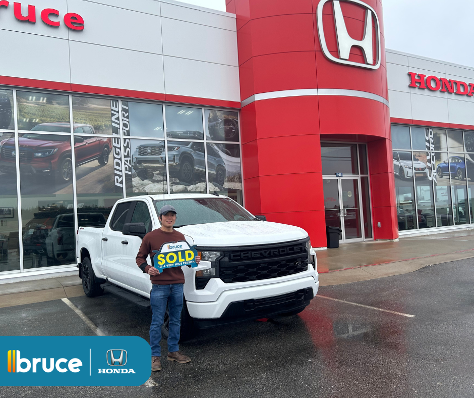 John Balajadia / 2022 Chevrolet Silverado | Bruce Honda