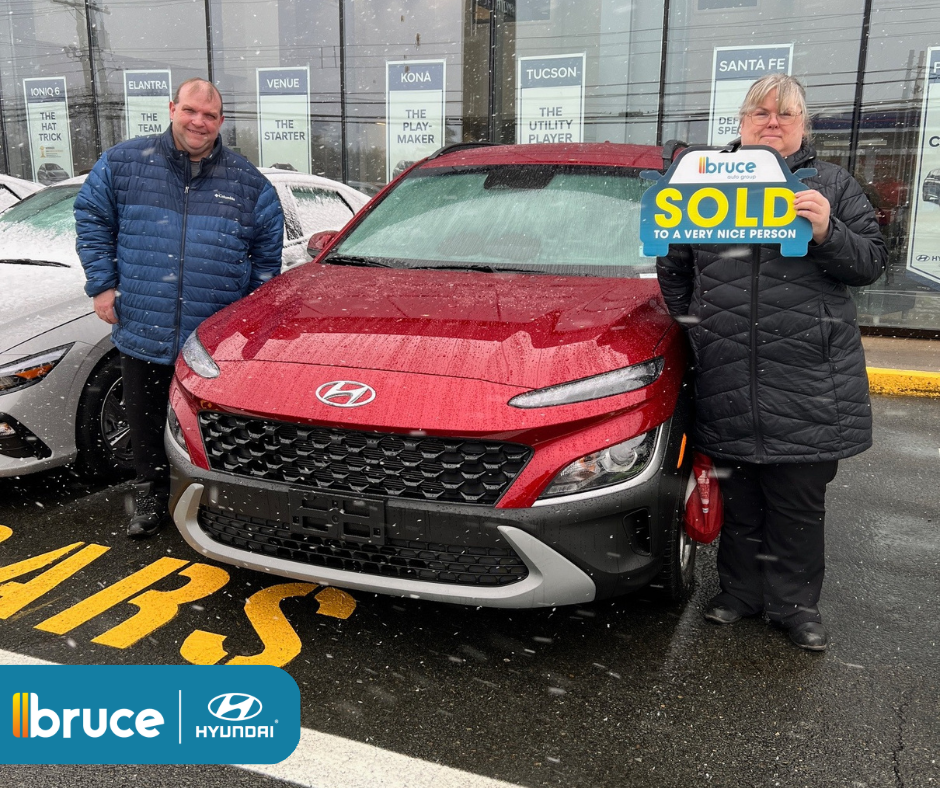Sherry Benjamin / 2023 Hyundai Kona | Bruce Hyundai