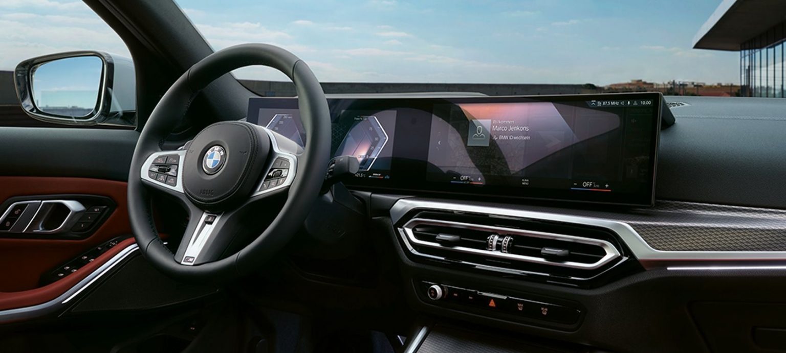 2022 BMW 3 SERIES VS 2022 LEXUS ES 350 | Edmonton BMW