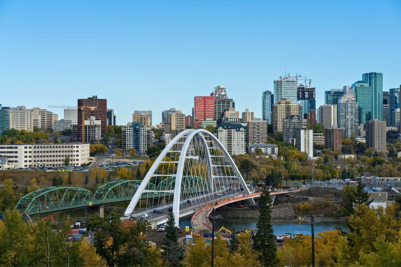 New To Edmonton? These 5 Car Features Are Essential in Winter