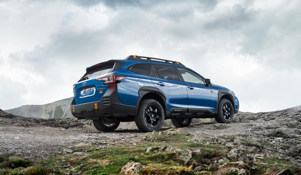 Beat the Winter Blues with the 2025 Subaru Outback: A Family Adventure ...