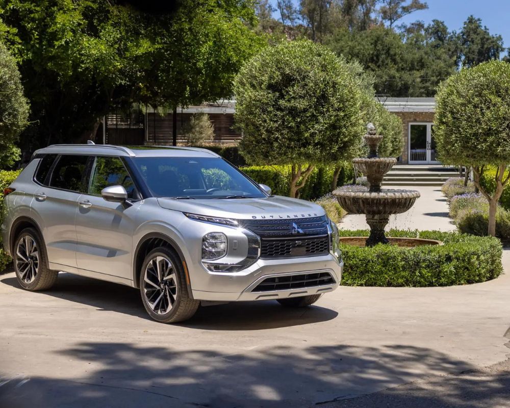 2024 Mitsubishi Outlander - Steele Mitsubishi