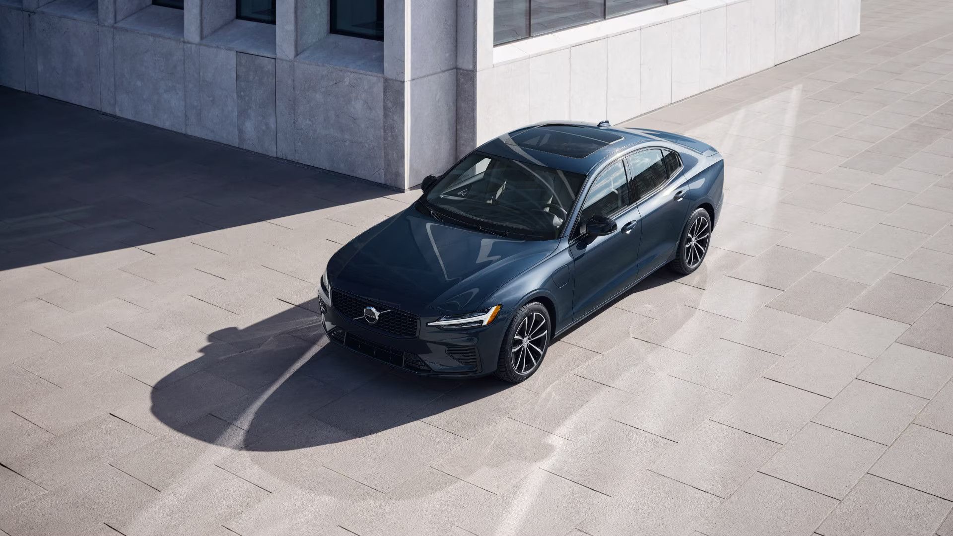 A Look at How the 2024 Volvo S60 Stands Out from the Audi A4 - Volvo Cars Lakeridge
